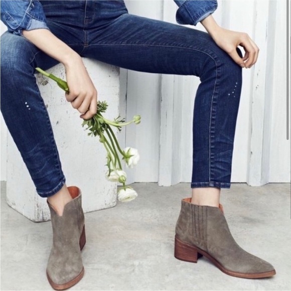 Madewell | Shoes | Madewell Joni Suede Chelsea Boot In Taupe Size 75 ...